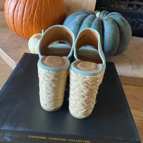 Lulus | Shoes | Ervyn Mint Green Suede Raffia Platform Slide Sandals ...
